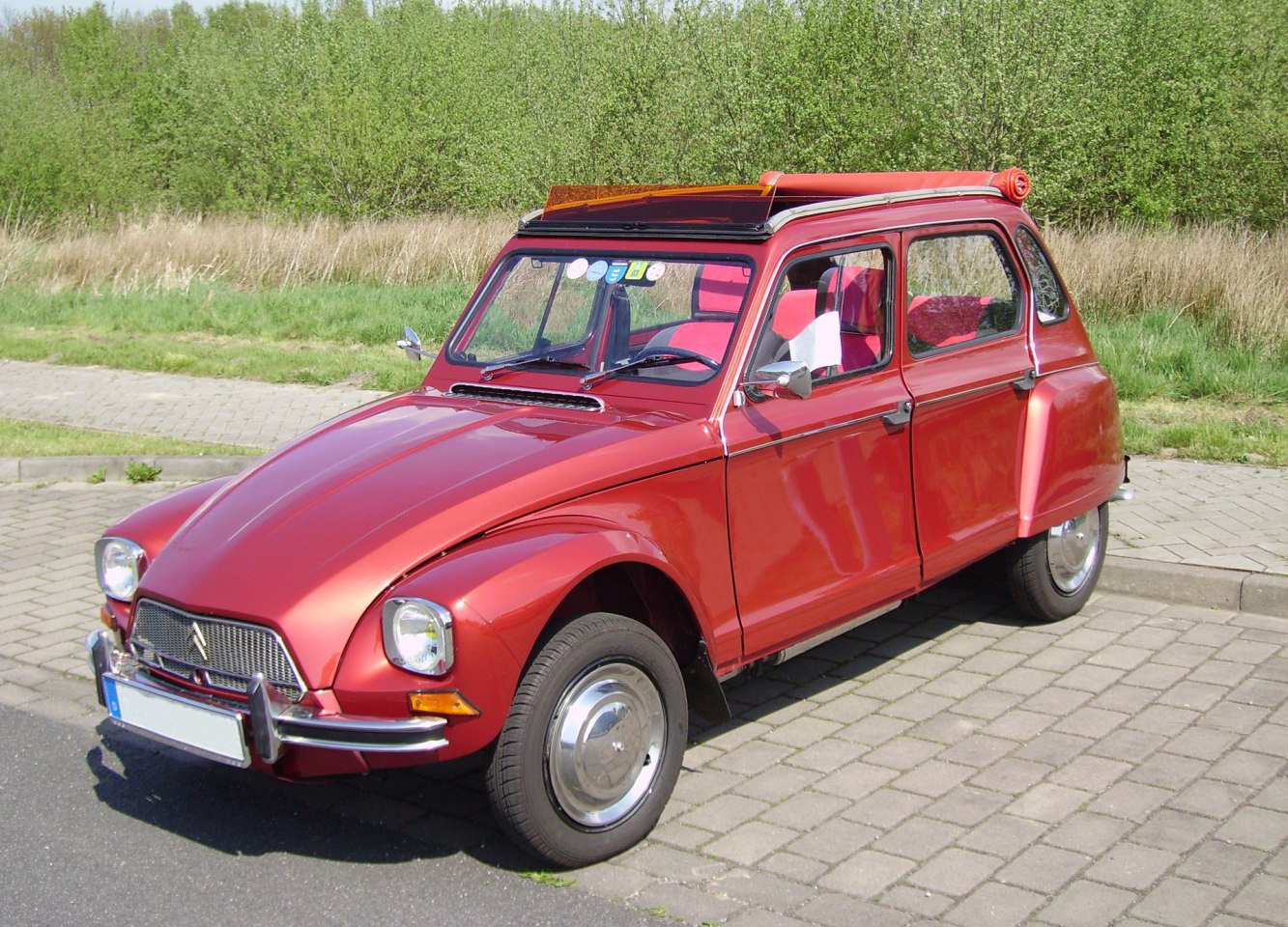 Citroen Dyane technical specifications and fuel economy